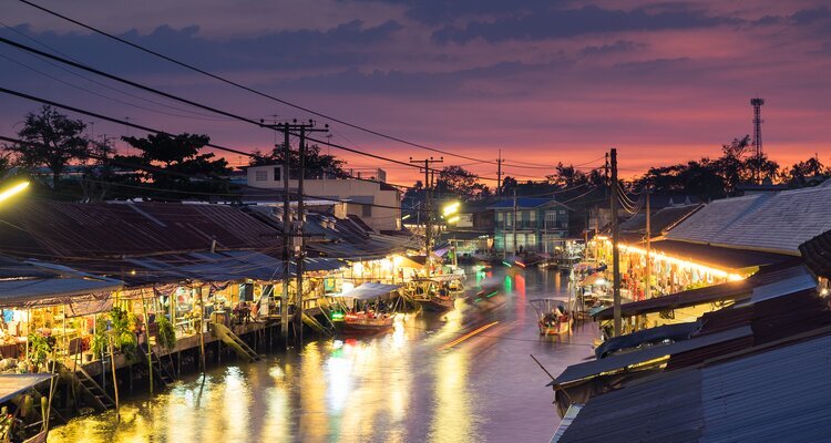 How to Choose the Best Floating Markets in Bangkok (2026)