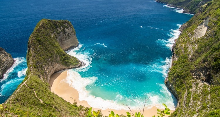 Bali Weather in April 2026: Best Places to Go & Travel Tips