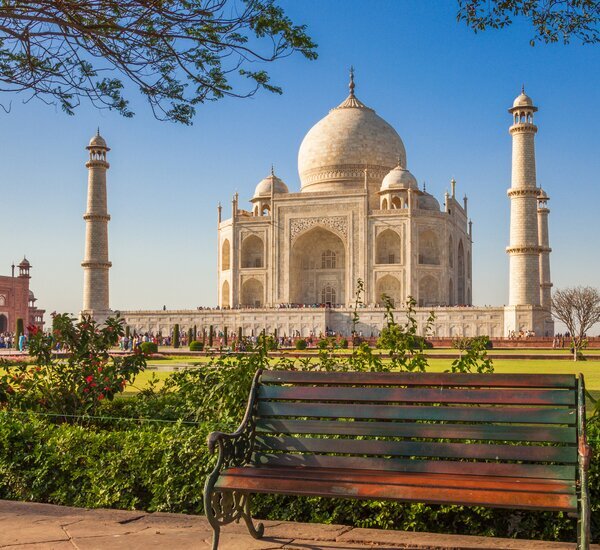 Essential Guide to Visiting the Taj Mahal